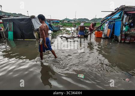 July 26, 2025, Binangonan, Rizal, Philippines: Scene in a submerged ...