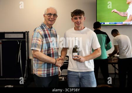 Taylor Clark, of Chelmsford City in possession of the ball during the ...