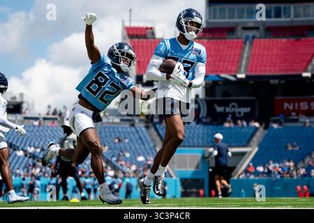 Tennessee Titans safety Kevin Winston Jr. walks off the field after an ...