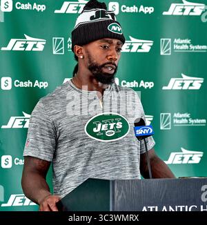 New York Jets quarterback Tyrod Taylor arrives before an NFL football ...