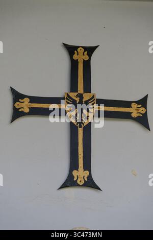 Heraldic shield and cross of the Teutonic Order Stock Photo - Alamy