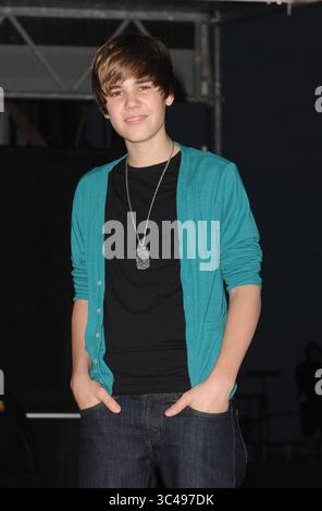 Justin Bieber at the Pepsi Super Bowl Fan Jam on February 4, 2010 in ...