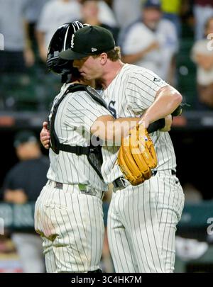 Chicago White Sox catcher Edgar Quero, left, celebrates with relief ...