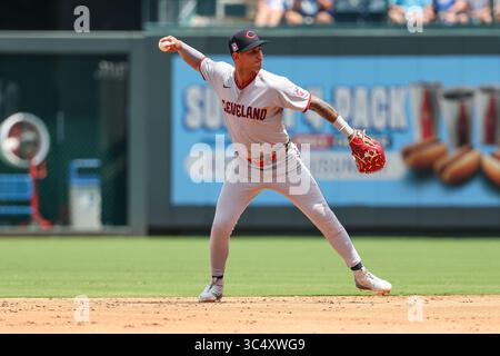 Cleveland Guardians second baseman Brayan Rocchio throws out Chicago ...