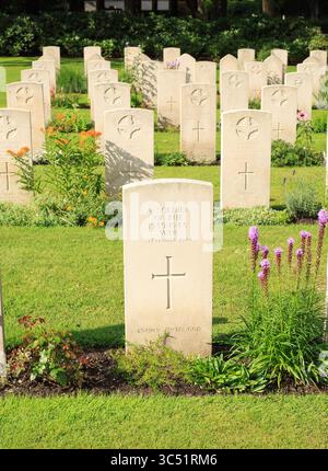 Arnhem War Cemetery, netherlands, 18-07-25. Large engraved stone in ...
