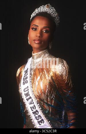 December 8, Atlanta, Georgia, USA: Zozibini Tunzi, Miss South Africa ...