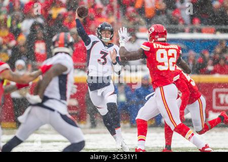 Denver Broncos quarterback Drew Lock (3) warms up before an NFL ...