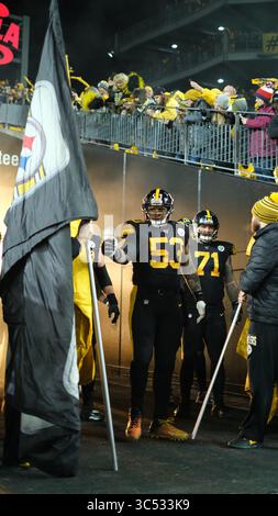 December 15th, 2019: Maurkice Pouncey #53 during the Pittsburgh ...