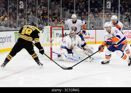New York Islanders goaltender David Rittich (33) saves a snap shot by ...