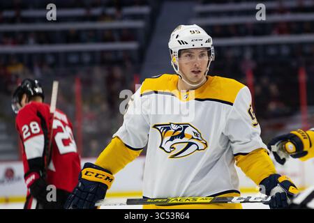 Nashville Predators' Matt Duchene (95) and Philadelphia Flyers' Patrick ...