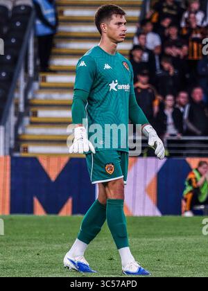Hull City goalkeeper Ivor Pandur during the Sky Bet Championship match ...