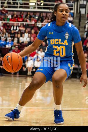 UCLA Bruins guard Charisma Osborne (20) shoots over Washington State ...
