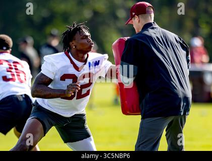 Washington Commanders running back Jacory Croskey-Merritt (22 ...