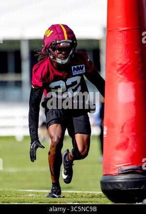 Washington Commanders cornerback Car'lin Vigers (22) in action during ...