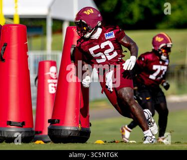 Washington Commanders defensive tackle Javon Kinlaw (99) in action ...