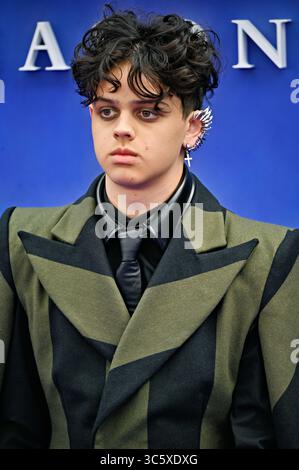 LONDON, ENGLAND - JULY 30: (L to R) Isaac Ordonez, Luis Guzmán ...