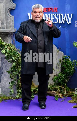 Luis Guzman bei der Premiere der Season 2, Part 1 der Netflix Serie ...
