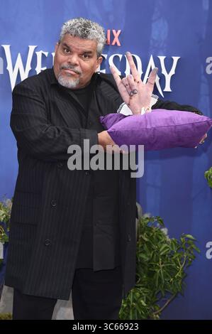 Luis Guzman bei der Premiere der Season 2, Part 1 der Netflix Serie ...