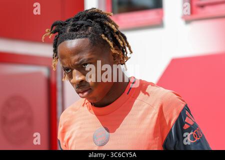 Wisdom Mike (FC Bayern Muenchen, #36) ENG, FC Arsenal vs. FC Bayern ...