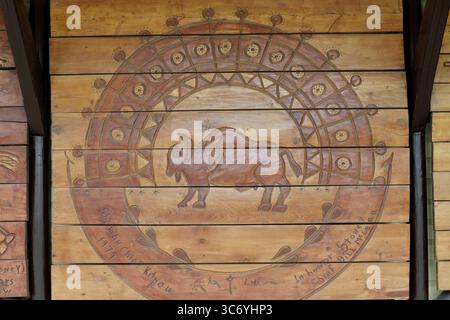 Wood carving at the Banff Indian Trading Post store, Banff, Banff ...