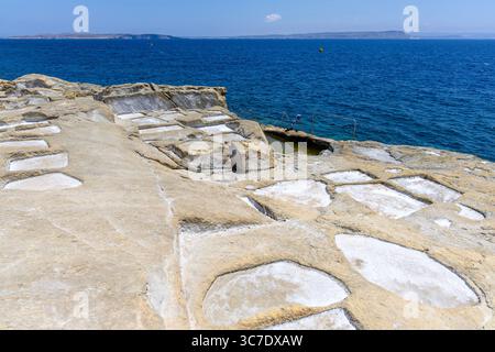 Salt pans at Xatt l-Ahmar, Gozo, Malta Stock Photo - Alamy