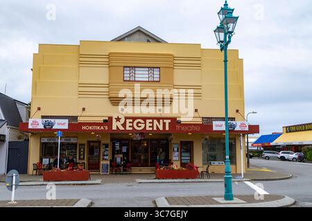 Art Deco Regent Theatre Building, Guinness Street, Greymouth (Māwhera ...