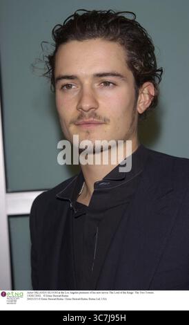 THE LORD OF THE RINGS: THE TWO TOWERS ORLANDO BLOOM AS LEGOLAS Date ...