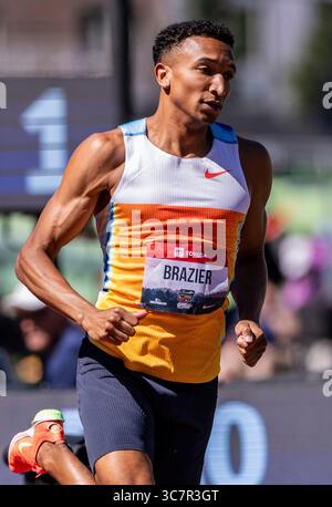 Donavan Brazier (USA) runs the 800 meter semi-final round in a time of ...