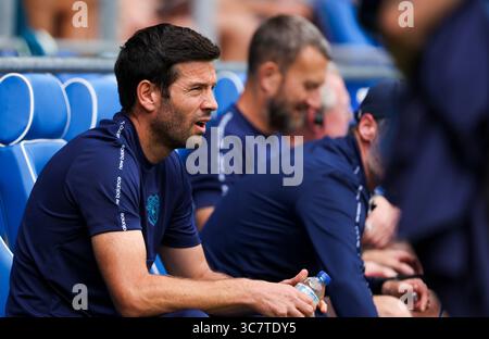 Brian Barry-Murphy, Manager of Cardiff City F.C. before the Sky Bet ...