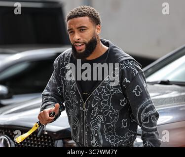 Jayden Bogle of Leeds United arrives during the Premier League match ...
