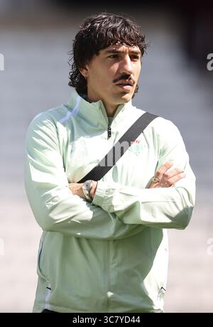 Hector Bellerin of Real Betis during the UEFA Europa League Group G ...