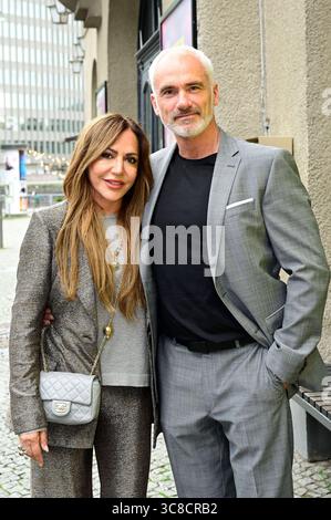 Simone Thomalla, Rene Merten bei der Premiere Diiner-Show im ...