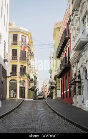 San Juan, Puerto Rico - may 02, 2022: The colorful building in center ...