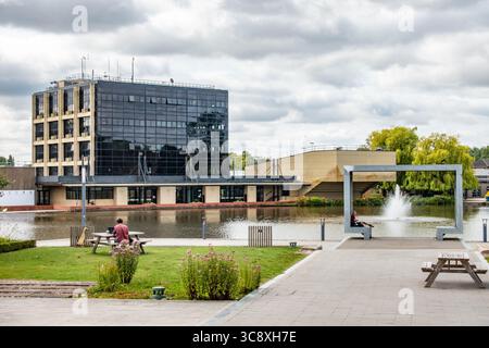 The physics, technology and engineering department building on the west ...