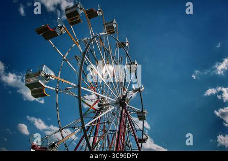 Ferris Wheel At Small County Fair Stock Photo - Alamy