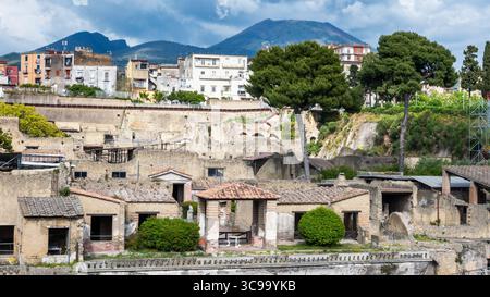 Ruins of Herculaneum, on the slopes of Vesuvius, an ancient Roman city ...