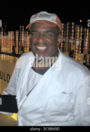 MIAMI - 2007: (EXCLUSIVE COVERAGE) Al Roker out and about in Miami ...