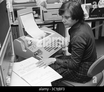 Scanning high speed Spectrophotometer Spectroscan 177 Stock Photo - Alamy