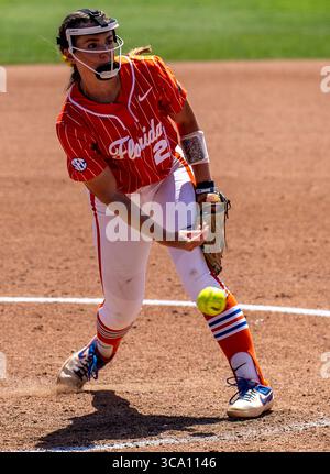 Florida pitcher Elizabeth Hightower (22) during an NCAA softball game ...