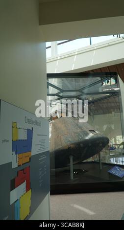 Apollo command module and reentry capsule at the Kennedy Space Center ...