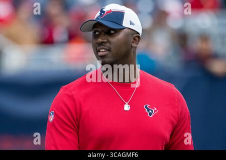 Houston Texans quarterbacks coach Jerrod Johnson walks the sideline ...