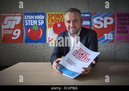 THE HAGUE – SP leader Jimmy Dijk will give a speech during the campaign ...