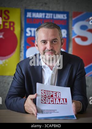 THE HAGUE – SP leader Jimmy Dijk will give a speech during the campaign ...