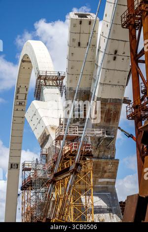 Miami Florida,Biscayne Boulevard,I-395 Signature Bridge The Fountain ...