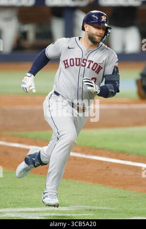 Houston Astros' Christian Walker runs up the first base line during a ...