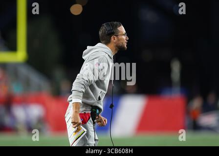 Miami Dolphins head coach Mike McDaniel wears custom shoes honoring the ...