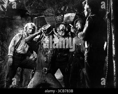 Ray Walston, Lee Marvin, Patrick Hawley, Clint Eastwood, on-set of the ...