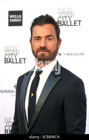 Justin Theroux attends the New York City Ballet's 2023 Fall Gala at the ...