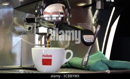 Barista, brewing coffee wit milk, latte art Stock Photo - Alamy