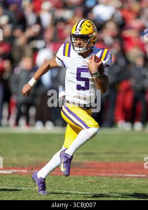 November 12, 2022: LSU QB Jayden Daniels #5 comes across the field with ...